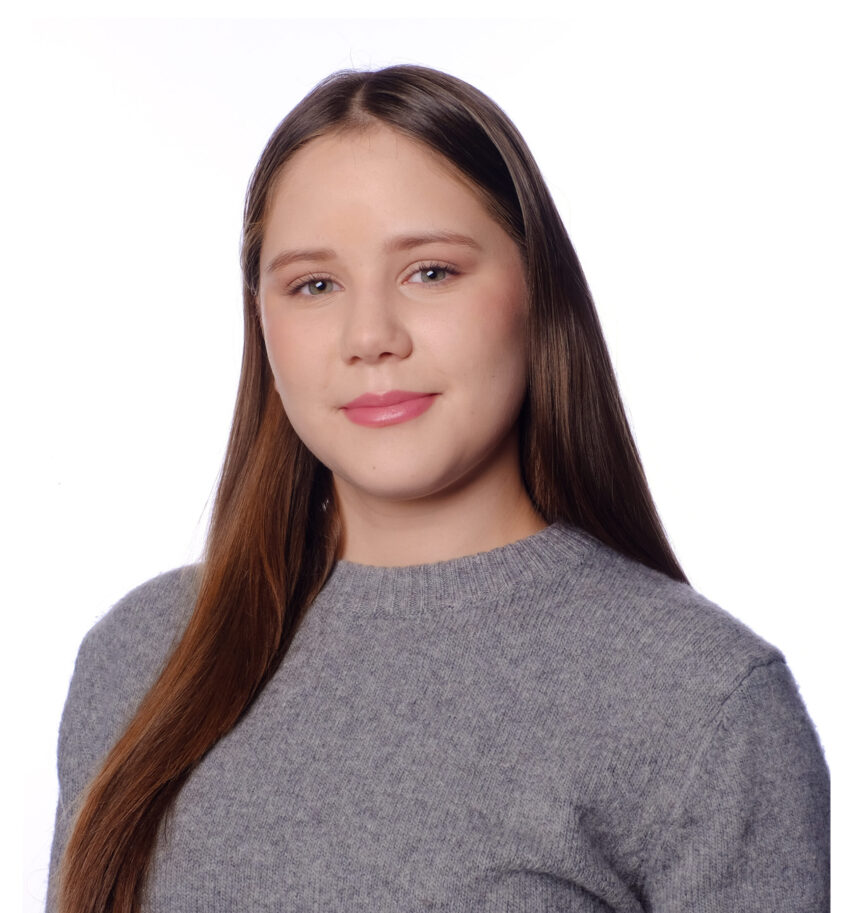 Julia Jeler | TN Model & Talent